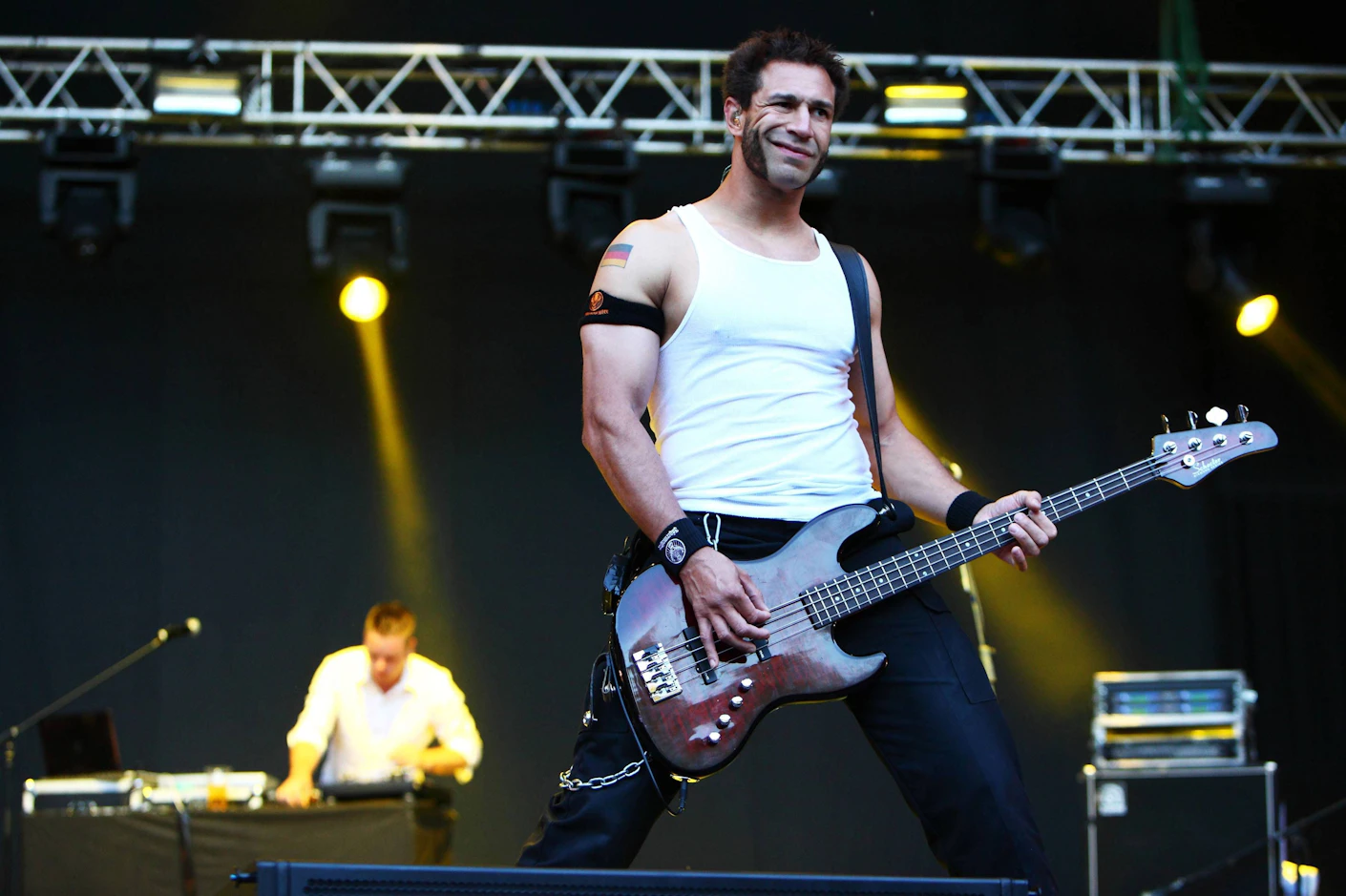 Stinkwanze enttarnt! Evil Jared Hasselhoff fliegt bei „The Masked ...