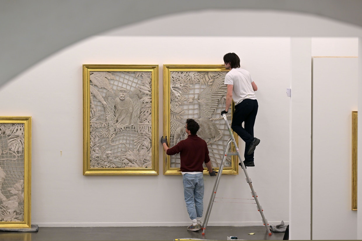 Mode, Malerei und Affen: Wolfgang Joop zeigt Lebenswerk in Potsdam