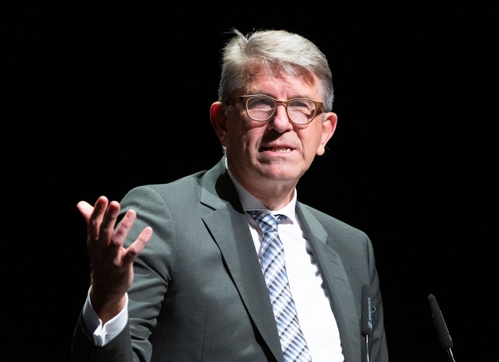 Wolfram Weimer nennt den Rundfunkbeitrag Zwangsabgabe und sorgt für ...