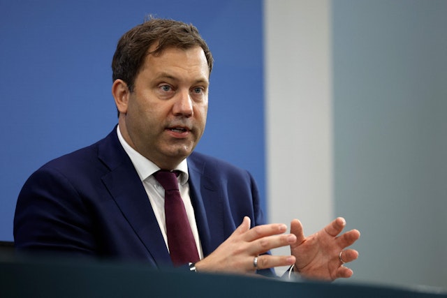 „Stadtbild“-Debatte: Vizekanzler Klingbeil widerspricht Merz