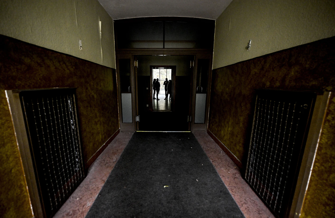 Hier lebte Joseph Goebbels! Blick in die Villa des Nazi-Monsters
