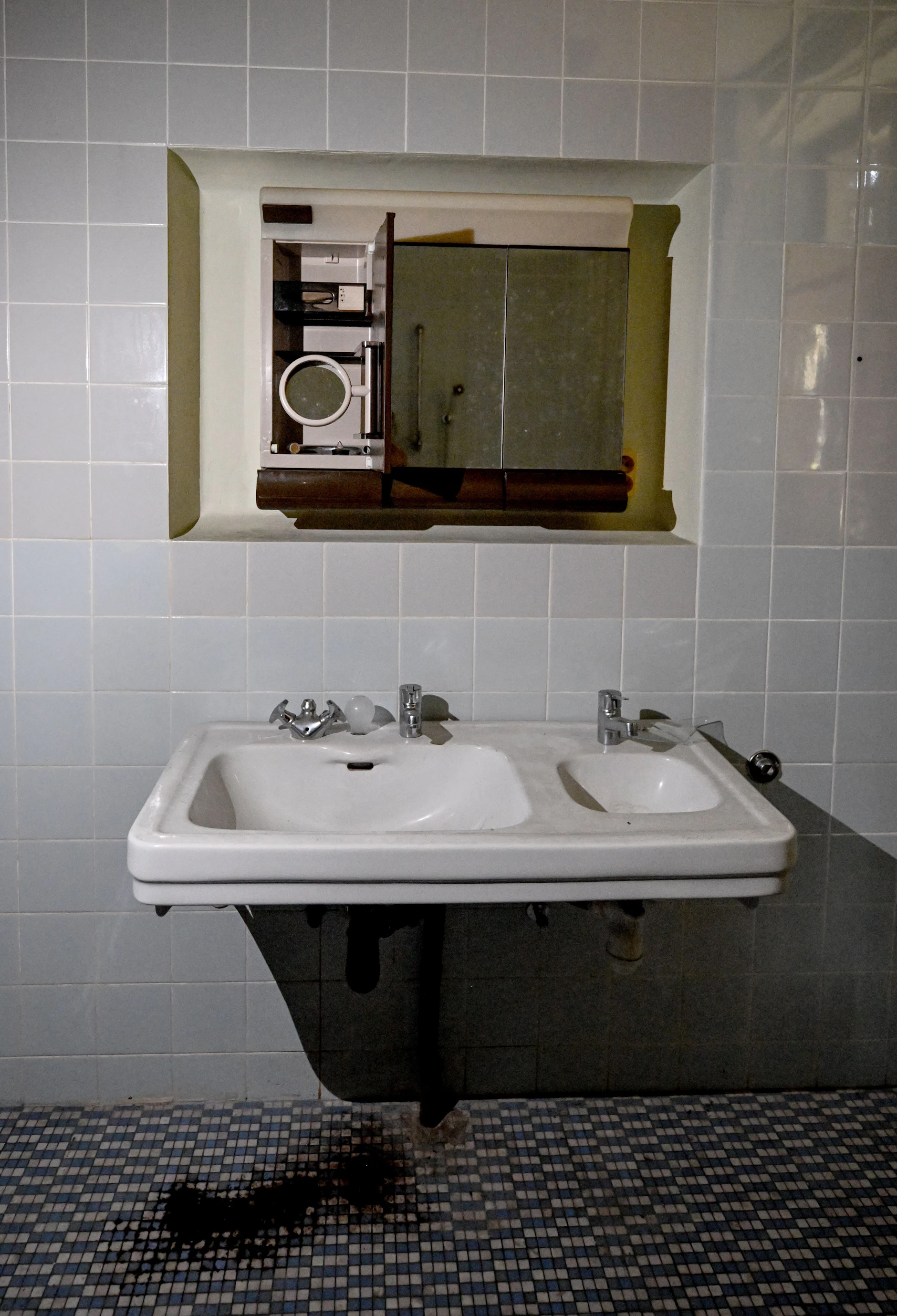 Hier lebte Joseph Goebbels! Blick in die Villa des Nazi-Monsters