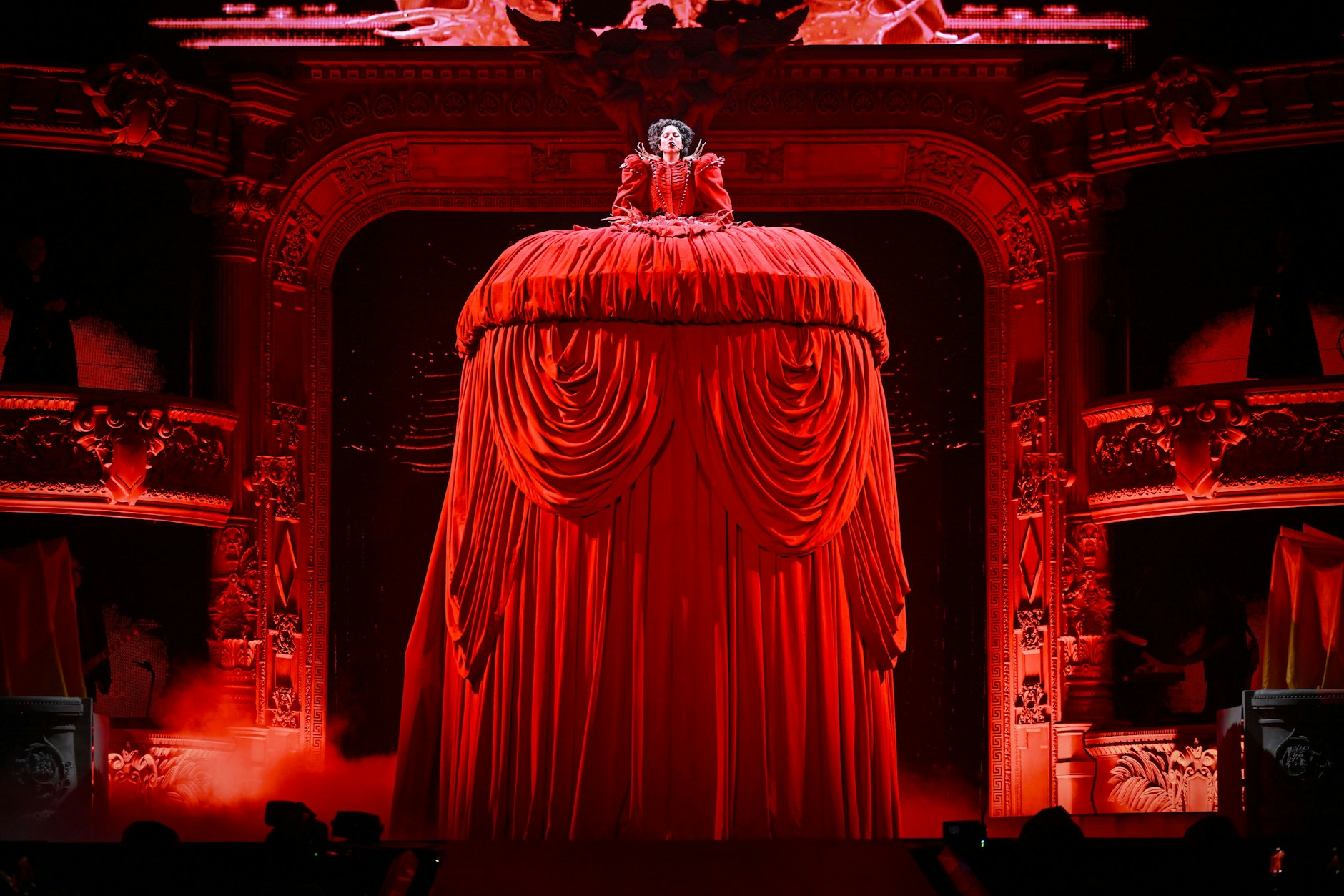 Lady Gaga verwandelt Berlin in ein Opernhaus des Wahnsinns