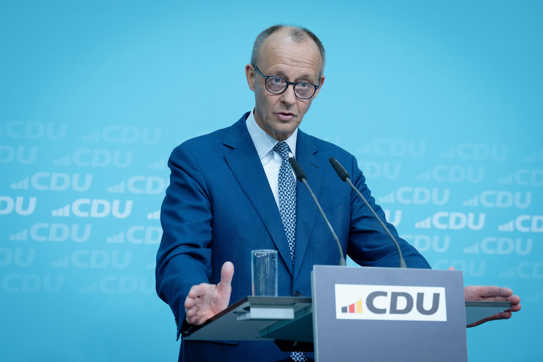 Neue Daten: BMW, BASF und Bosch ignorieren Merz – und stecken Milliarden in China