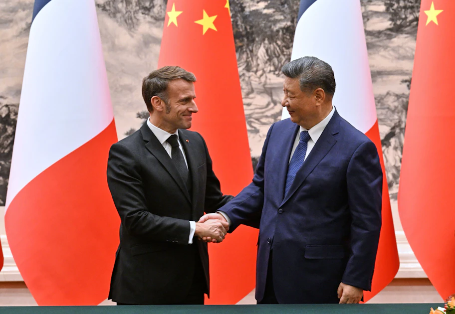 Frankreichs Präsident Macron droht China mit Zöllen