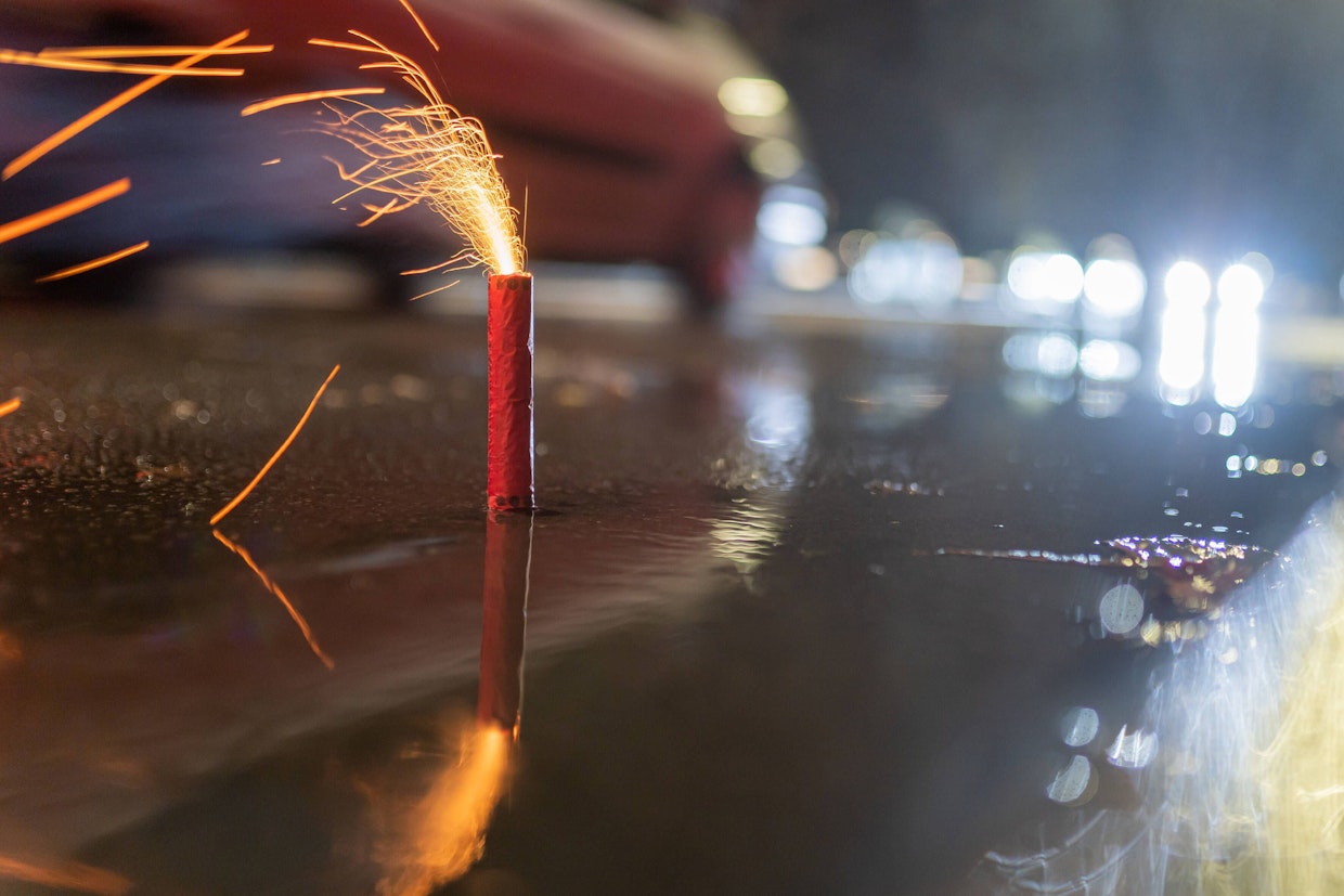 So schützen Sie Ihr Auto vor Böllern und Raketen