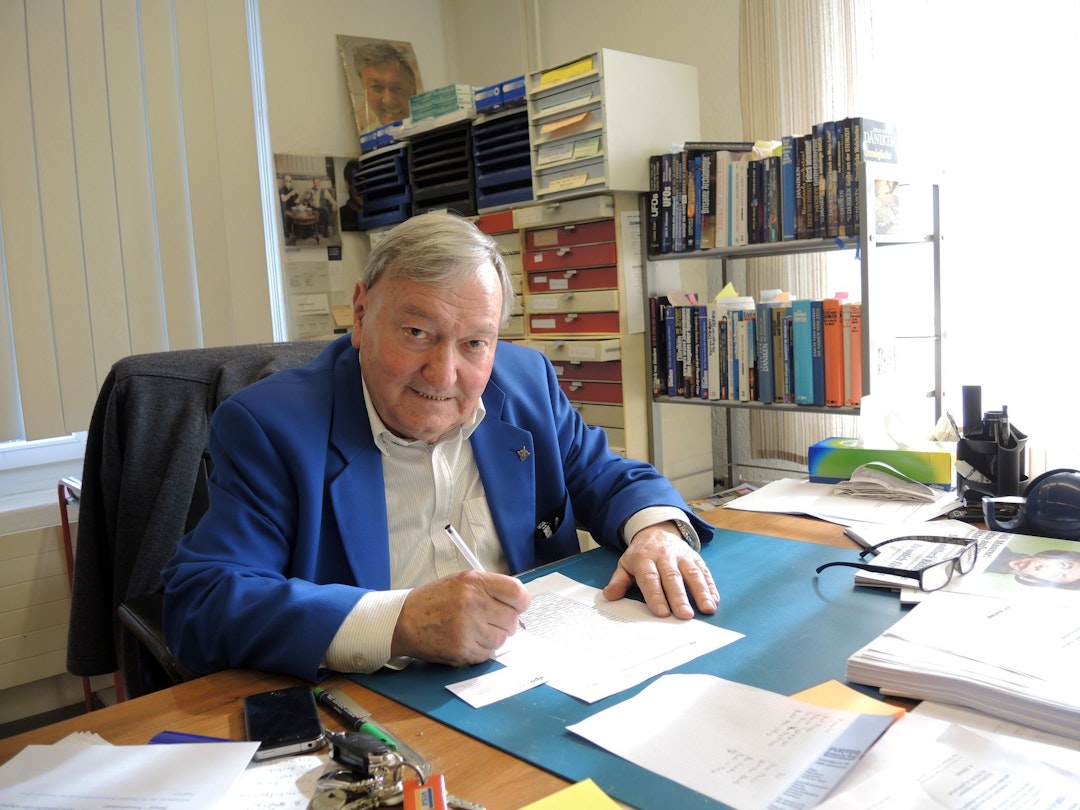 Erich von Däniken ist tot: Der Mann, der uns die Götter vom Himmel holte