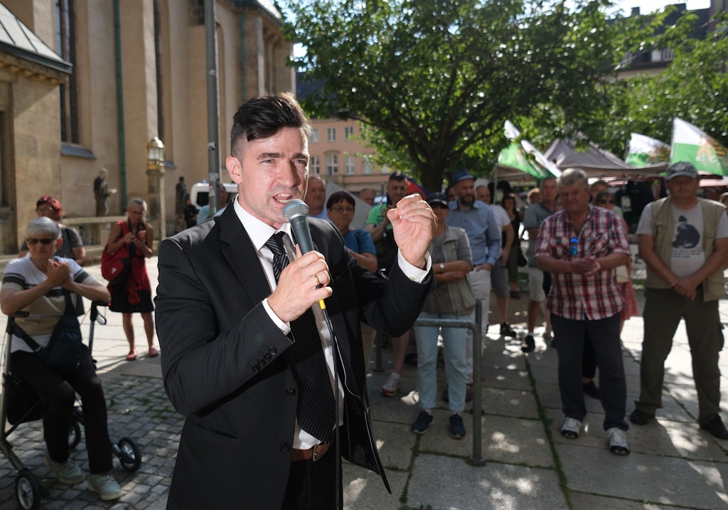 AfD sagt Vortrag mit Martin Sellner ab – Sellner lädt zu eigener ...