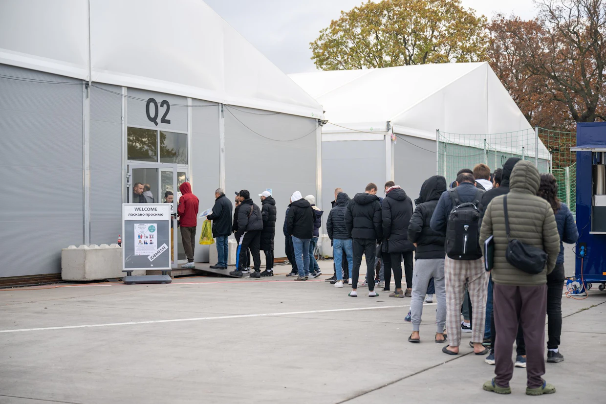 Warum mehr als 7600 Flüchtlinge abtauchen konnten