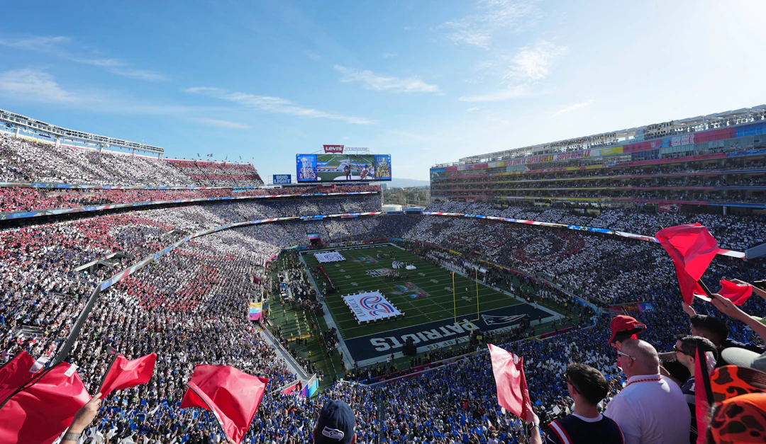 Business-Class-Reise zum Super Bowl: Berliner Senatorin fliegt nach ...