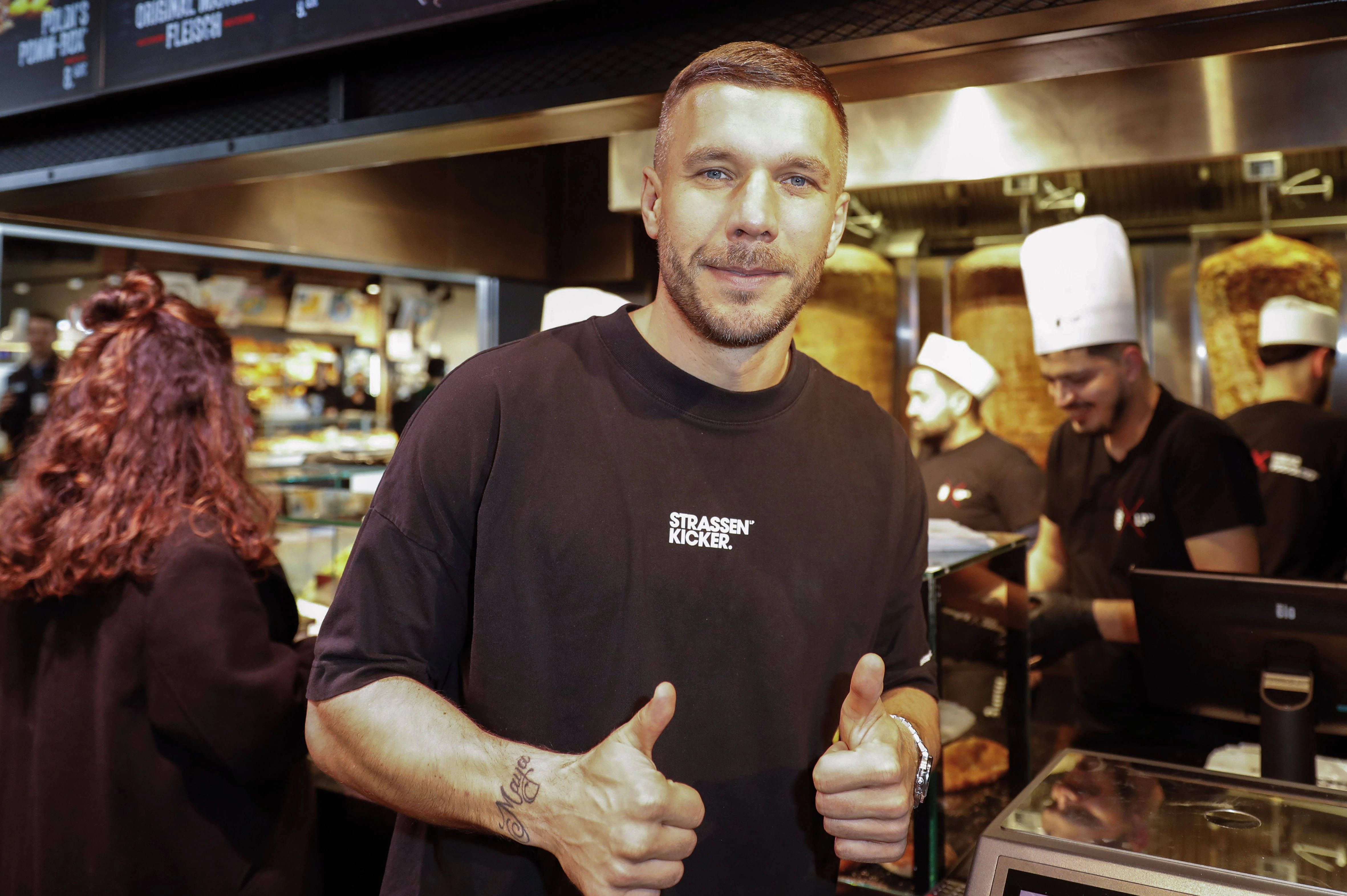 Poldi-Döner vor Comeback in Berlin: Landet Lukas Podolski diesmal einen ...