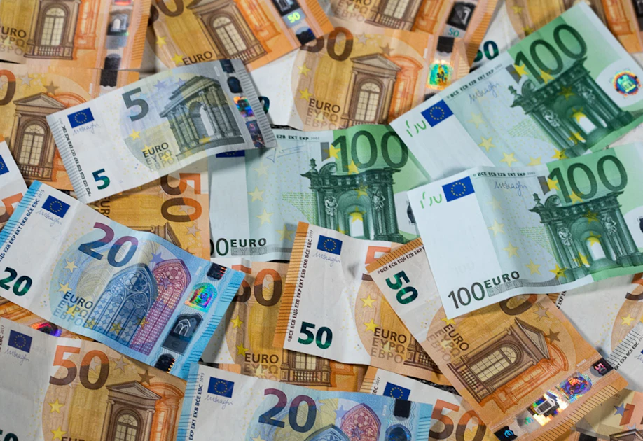 Zahlungsmittel der Zukunft: Bundesdruckerei stellt Mini-Geldschein aus ...