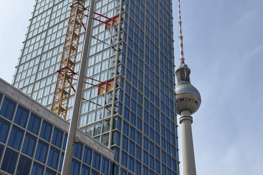 Hindernislauf auf dem Alex: „Hier findet man sich selbst als Berliner ...