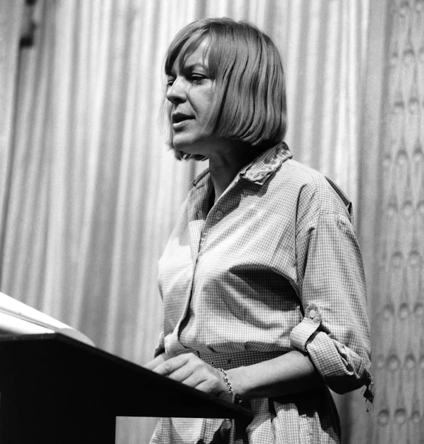 Frau Bake, was macht Ingeborg Bachmann zur Widerspenstigen?