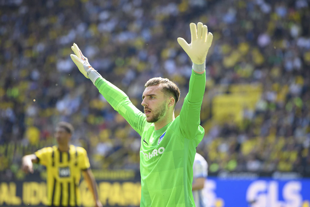 Vom Bundesliga-Retter in die Lausitz: Energie Cottbus schnappt sich Ex ...